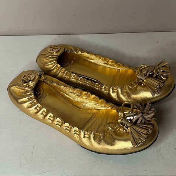 Tory Burch | Shoes | Tory Burch Gold Metallic Tassel Ballet Flats ...